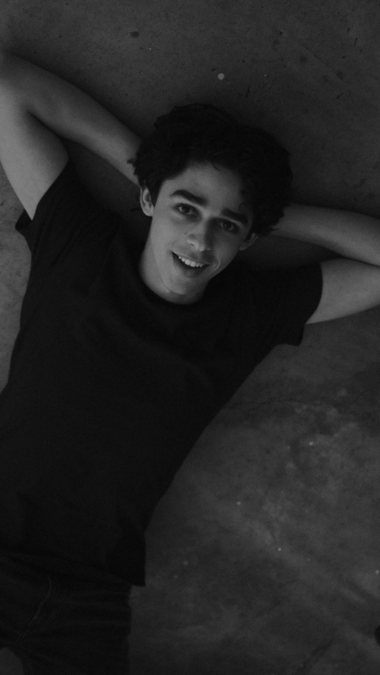 Today's Song: Melbourne Singer/Songwriter ISHAN Sings His "Apologies ...