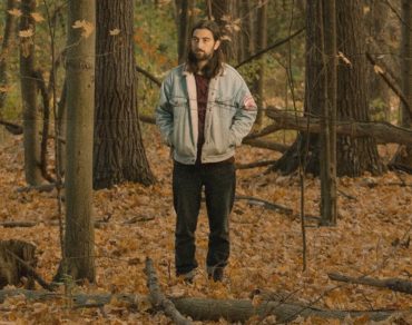 Interview: Noah Kahan on Third LP 'Stick Season', Embracing His Roots ...