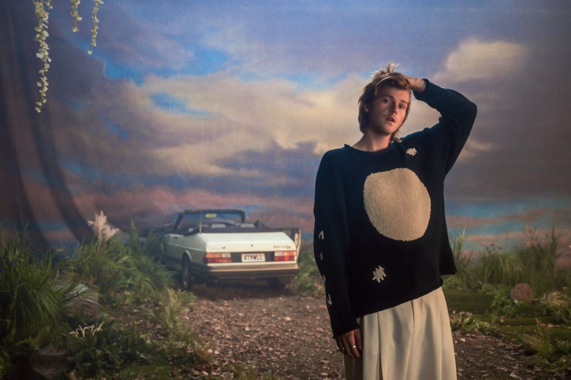 Interview: Ruel Breaks the '4TH WALL' with His Cinematic Debut Album ...