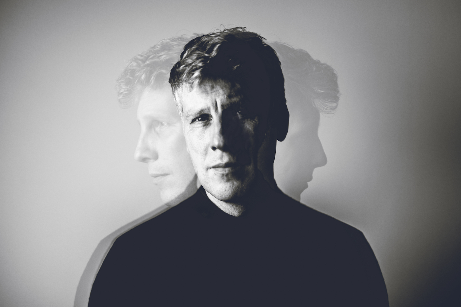 Premiere: The Fragile, Breathtaking Raw Beauty of Scott Matthews' "My Selfless Moon" (Acoustic ...