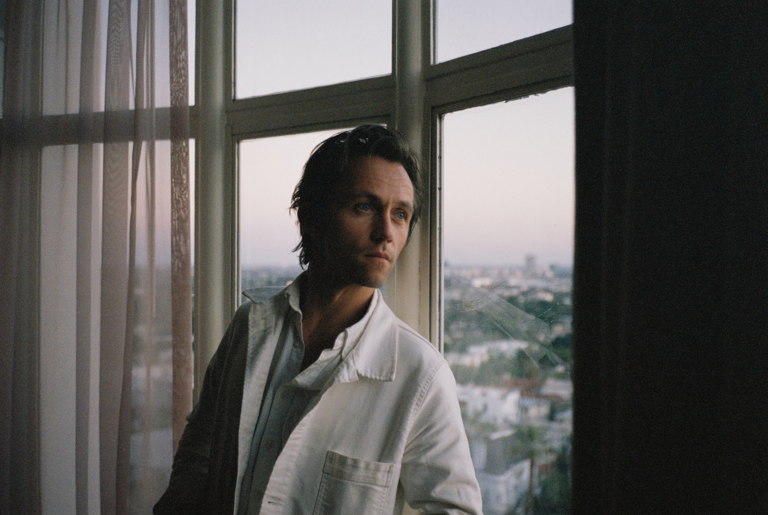 Premiere: Sondre Lerche Channels Pain & Grief into Musical Beauty on ...