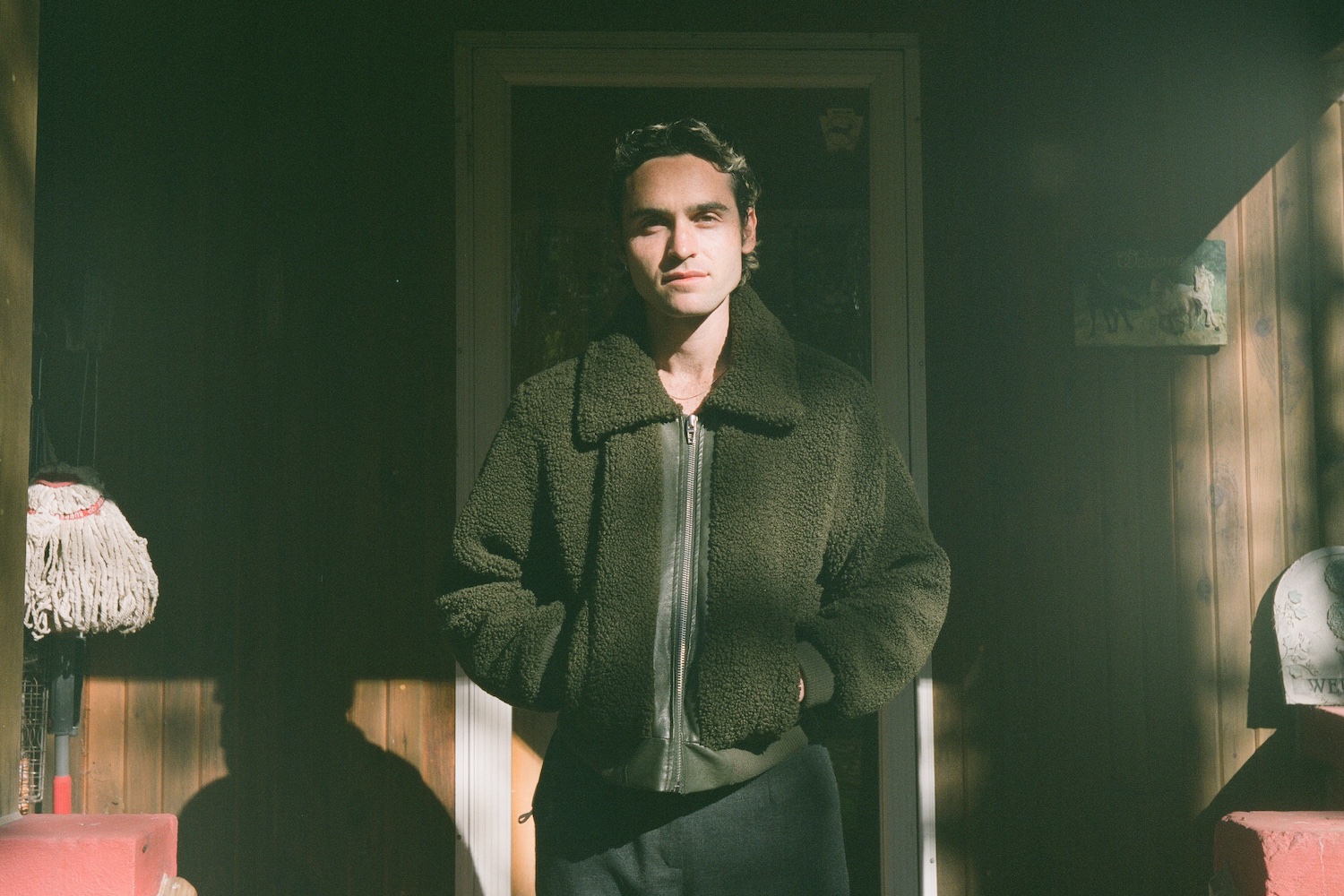 Premiere: "Music Room" Is Hayfitz's Achingly Intimate & Breathtakingly ...