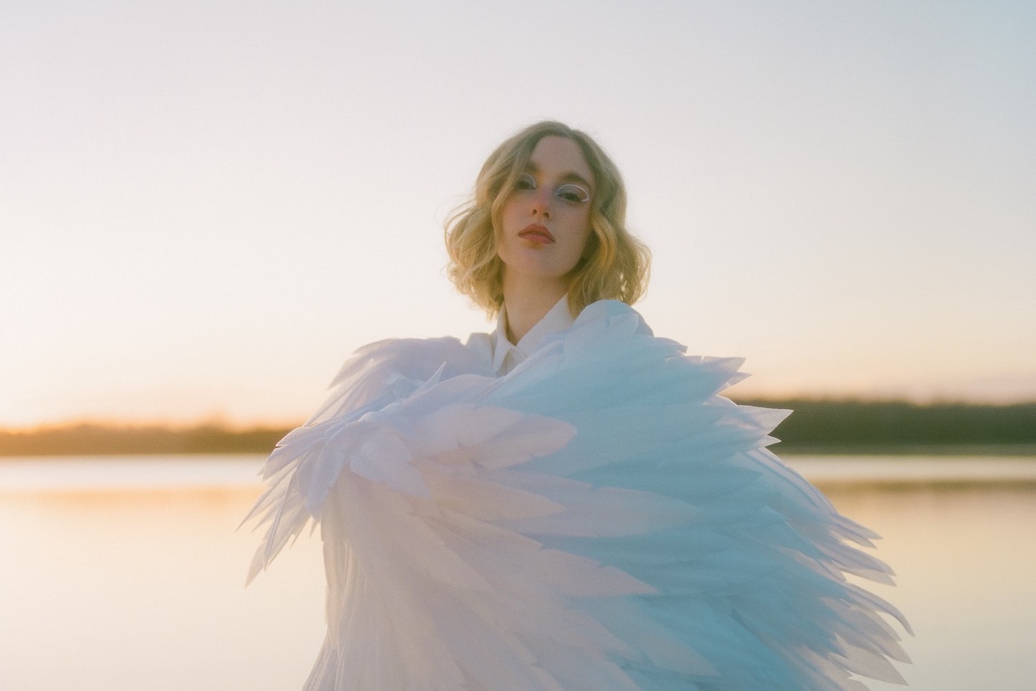 "LIGHT AS A FEATHER" Is OTNES' Beautifully Cathartic Song of Loss ...