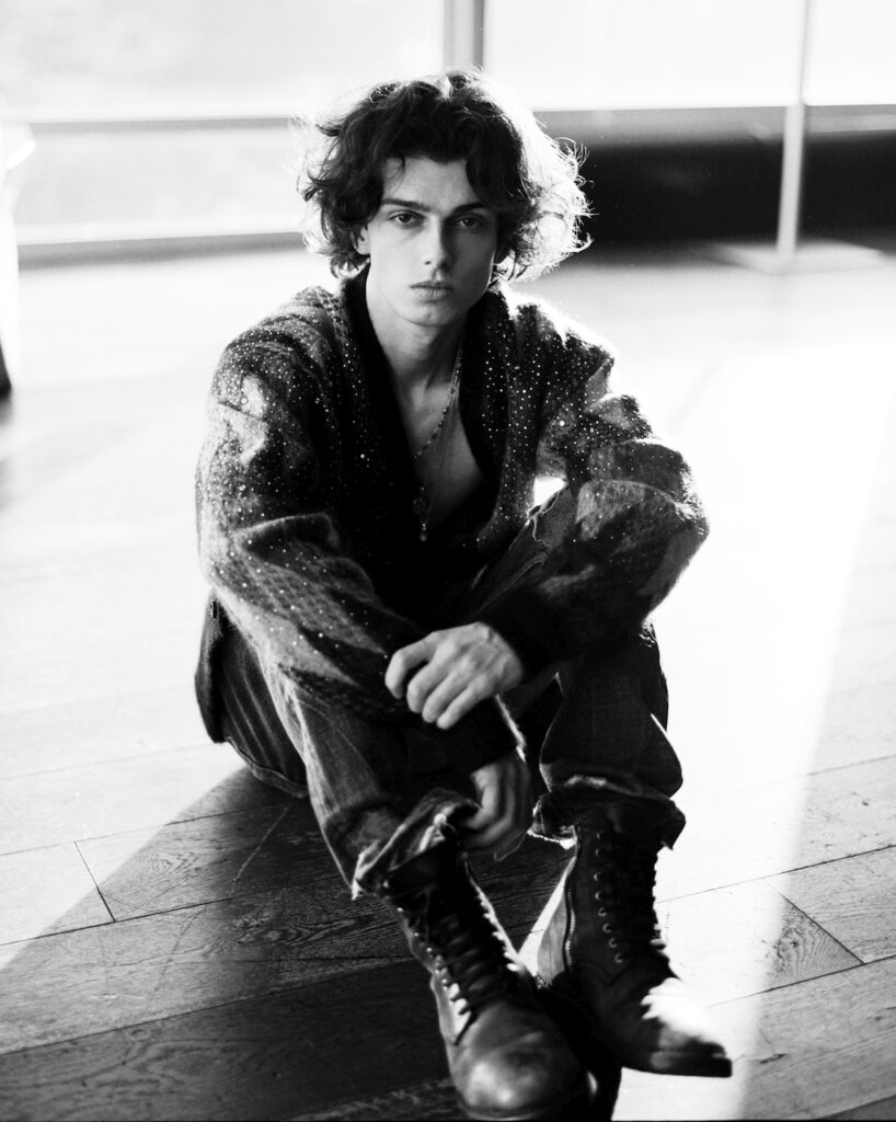 Feature: mehro Shines a Light on the Shadows in ‘Dark Corners and ...