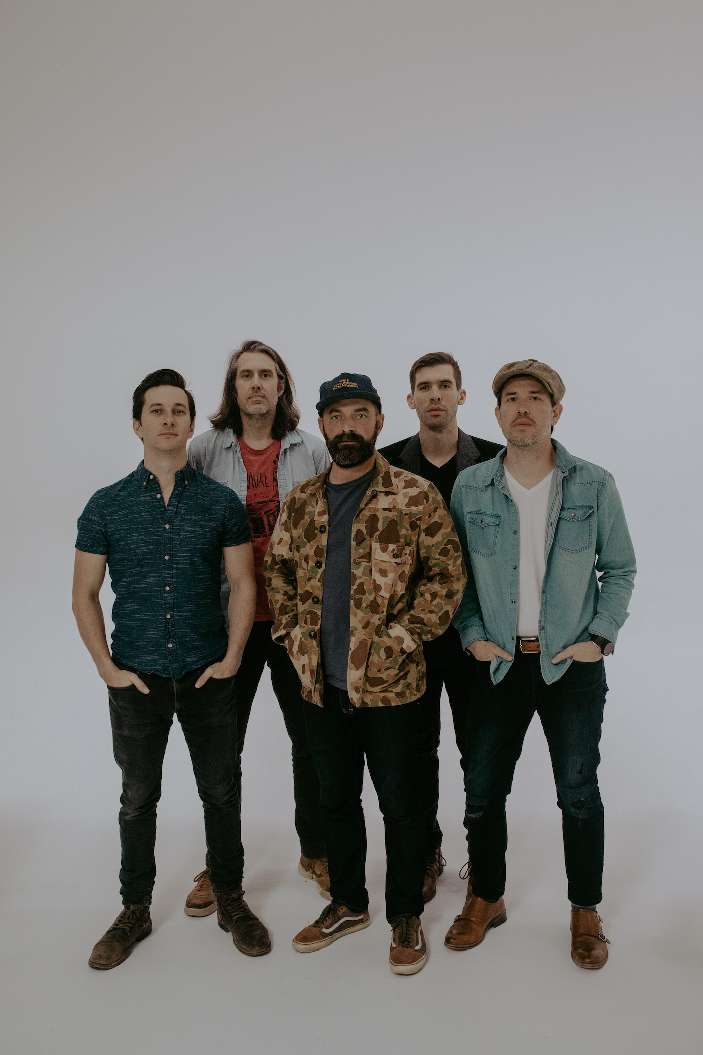 “We’re in This Together”: Drew Holcomb & The Neighbors Inspire Unity in ...