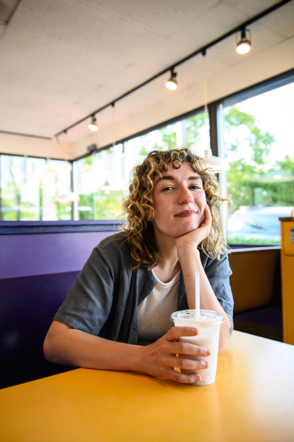 Premiere: Seattle's Small Shake Debuts with "Imposter," a Grunge-Pop ...