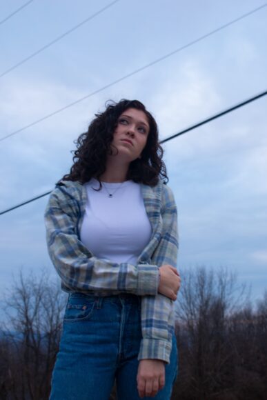 Today's Song: Jessica Woodlee Explores How to React When Things Don't ...