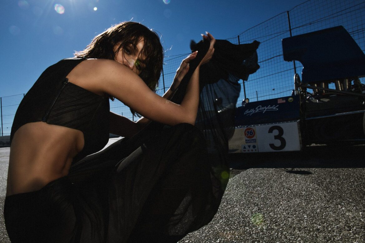 A License for Letting Go: Niia's "Alfa Romeo" Sets the Stage for New ...