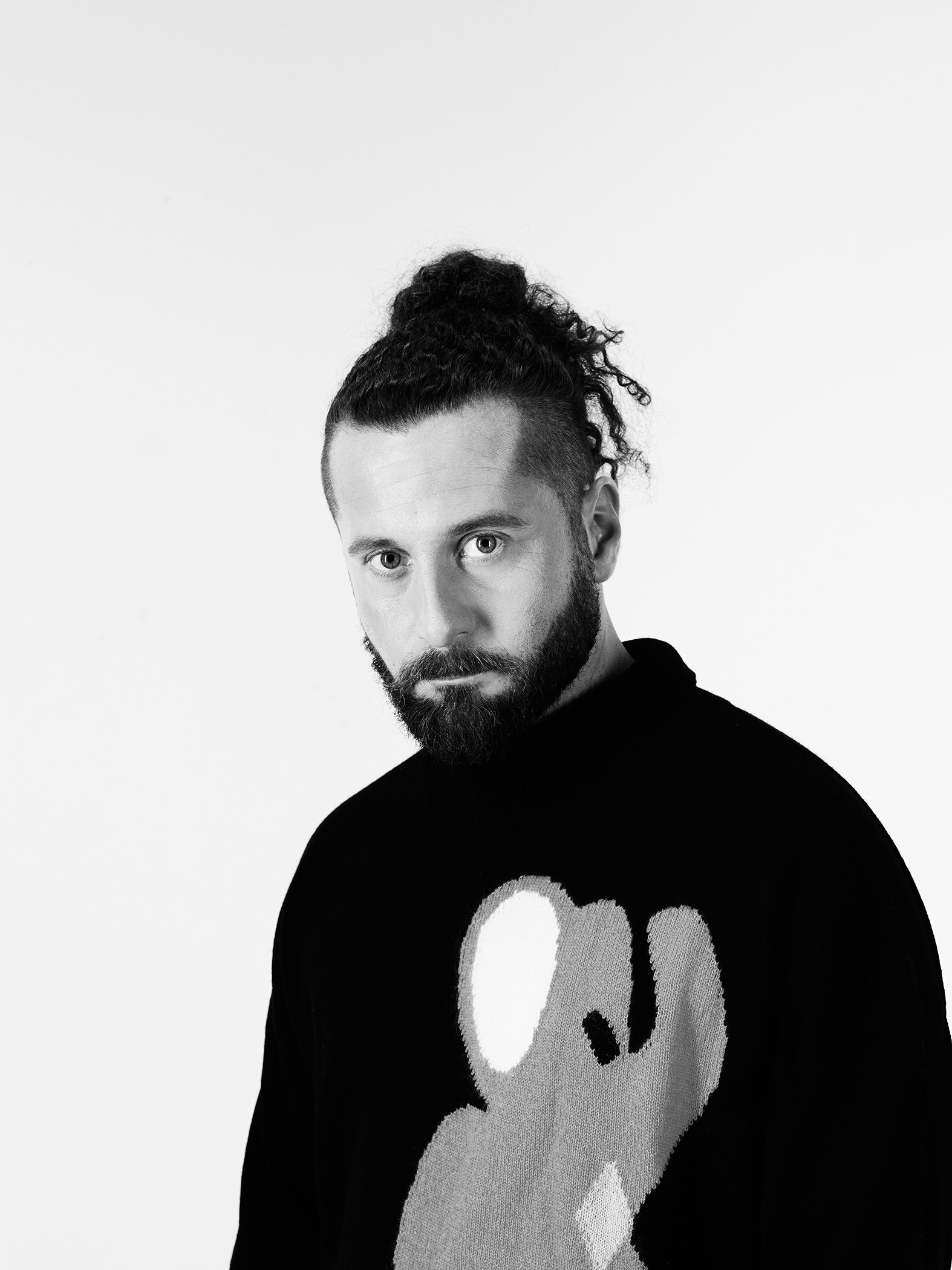 Interview With Elderbrook: Family, Ibiza, and a New Musical Chapter ...