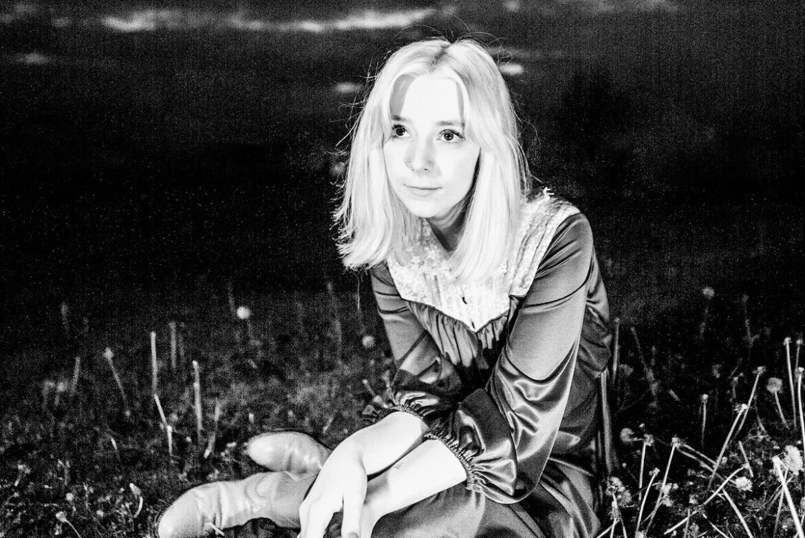 Kelsey Abbott's Dreamy "Night Vision Goggles" Basks in Love's Eternal ...