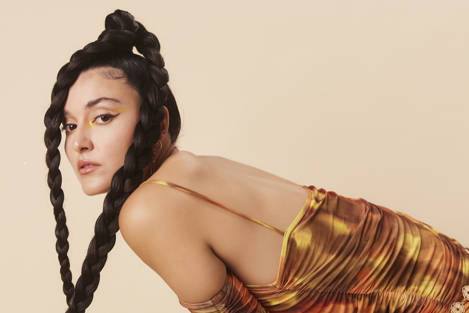 Interview: The Sweet Seduction of Milan Ring's Juicy "Mangos" - Atwood Magazine