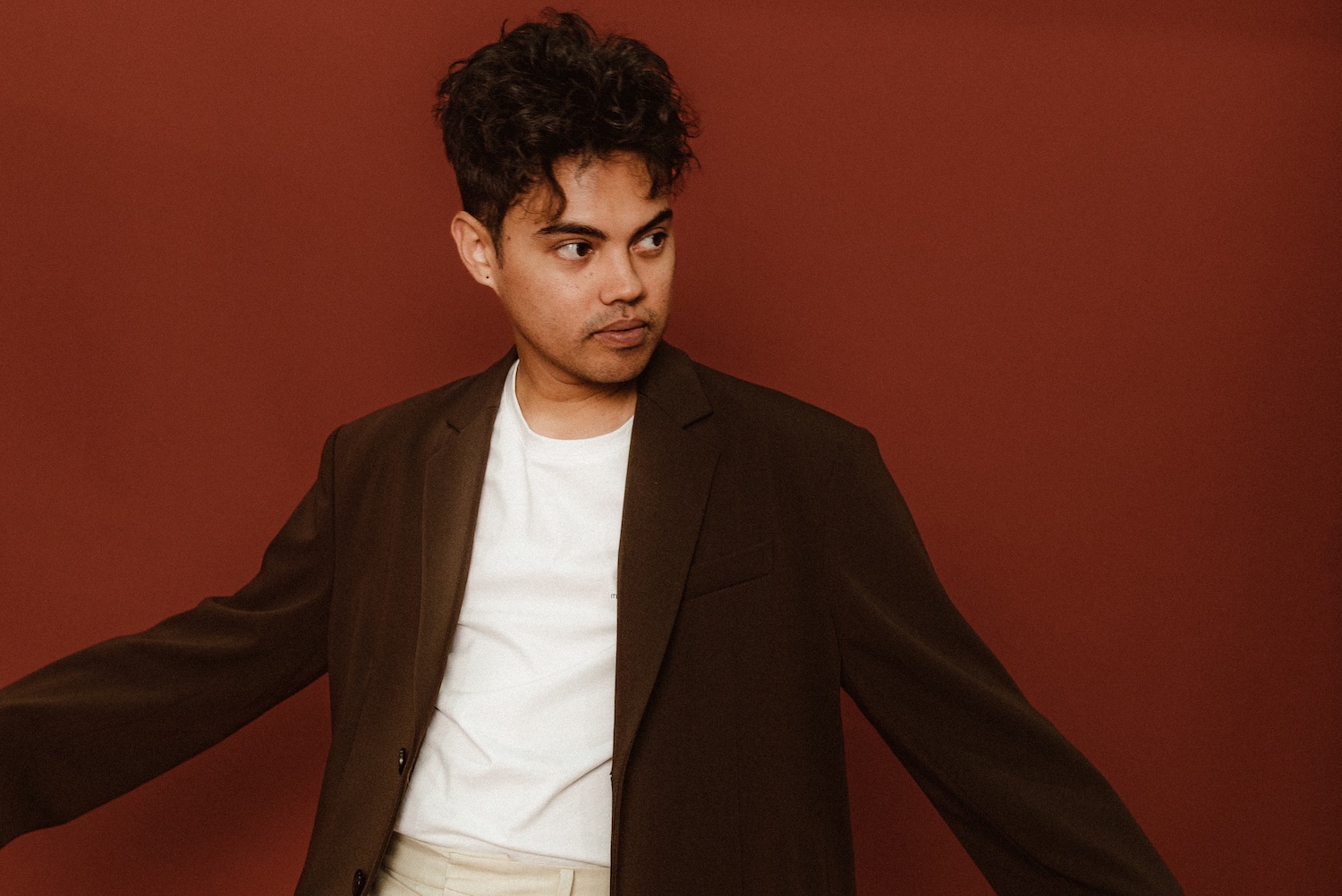 Tim Atlas Dives Headfirst into the Night With ‘Le Soir’ EP, a Cinematic ...