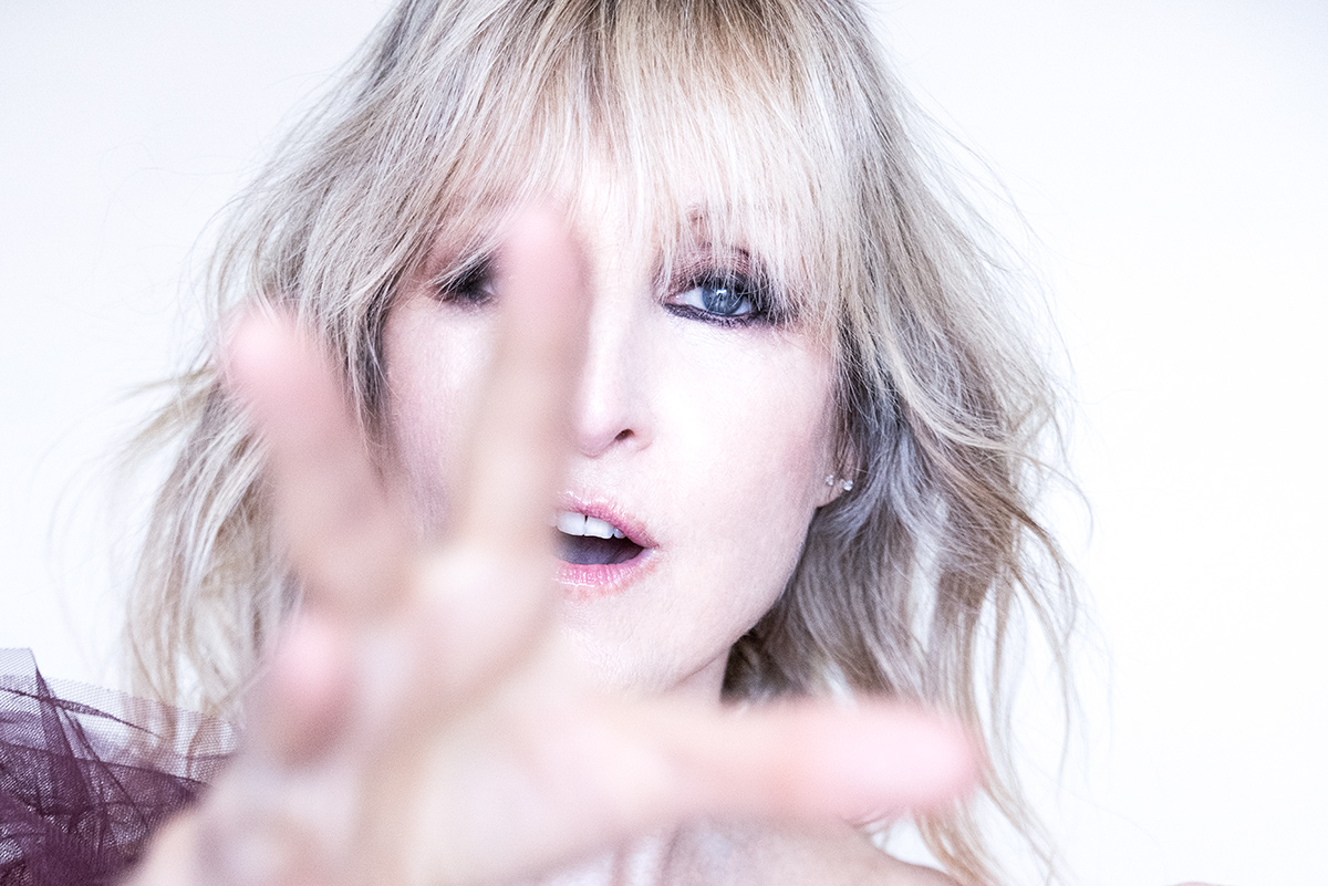 Donna Lewis Unveils Her Radiant & Remarkable "Corridors" With Holmes ...