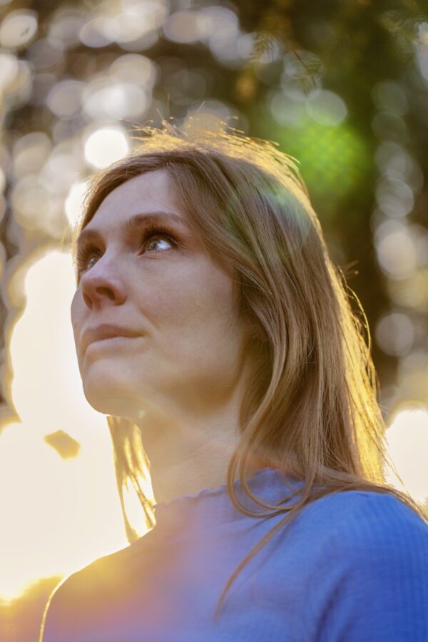 Today's Song: The Gentle, Sun-Kissed Grace of Signe Vange's "Canada ...