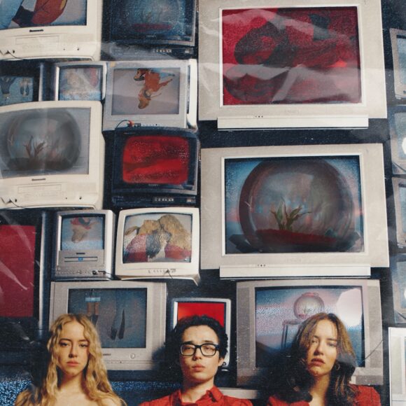 KTJ & CARLY’s Sizzling "Falling onto You" ft. Laprete Evokes the Fiery ...