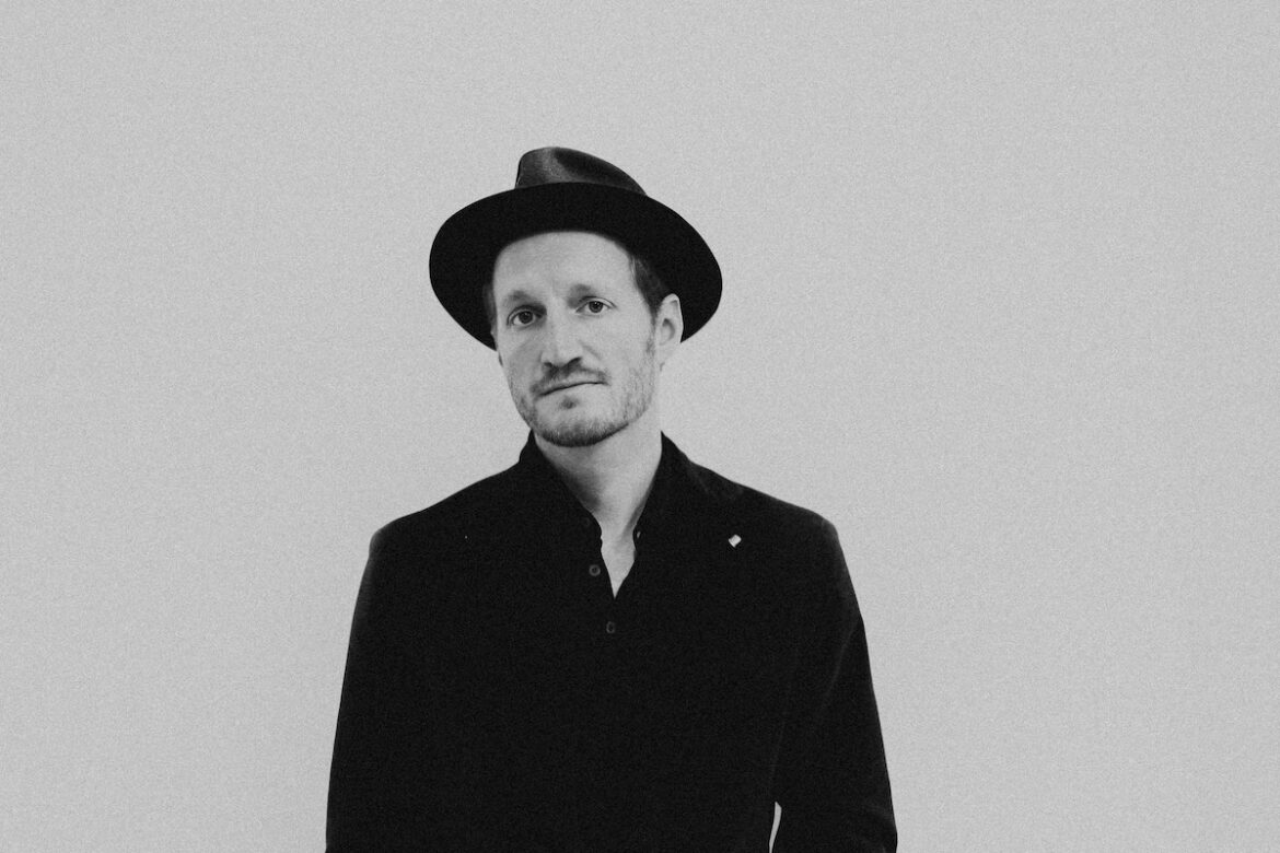 Interview: The Lumineers’ Jeremiah Fraites on the Intimacy of Piano ...
