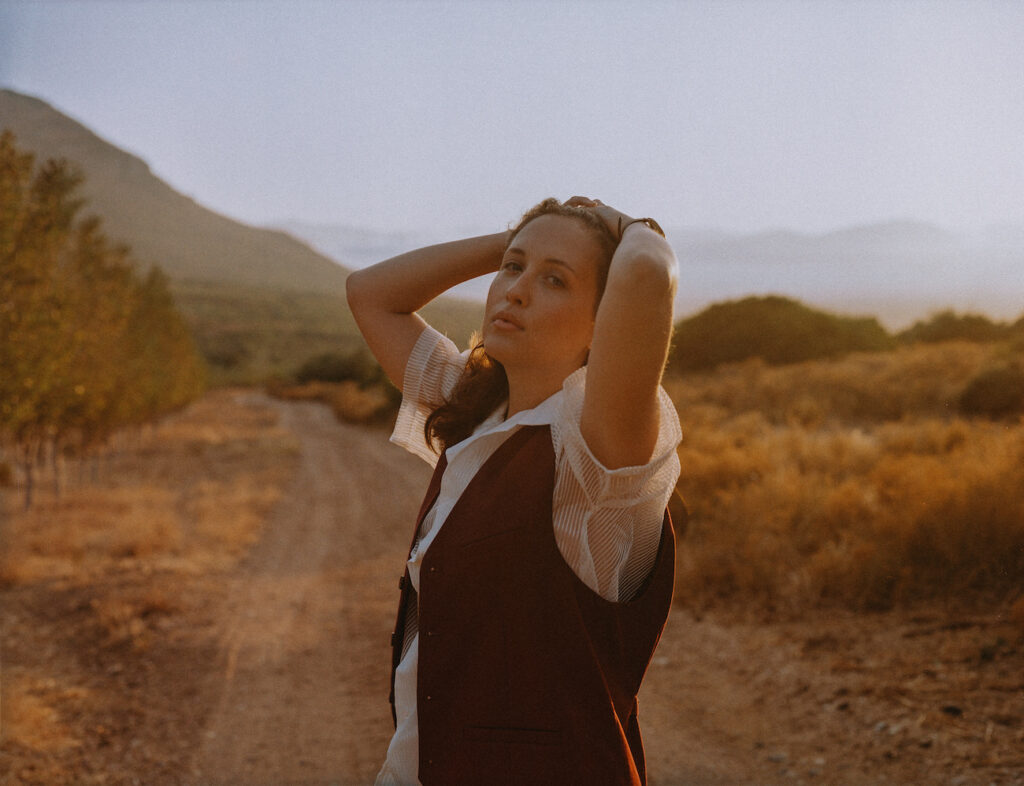 Feature: Alice Merton Leans into Change on 'Heron,' a Radiant Record of ...