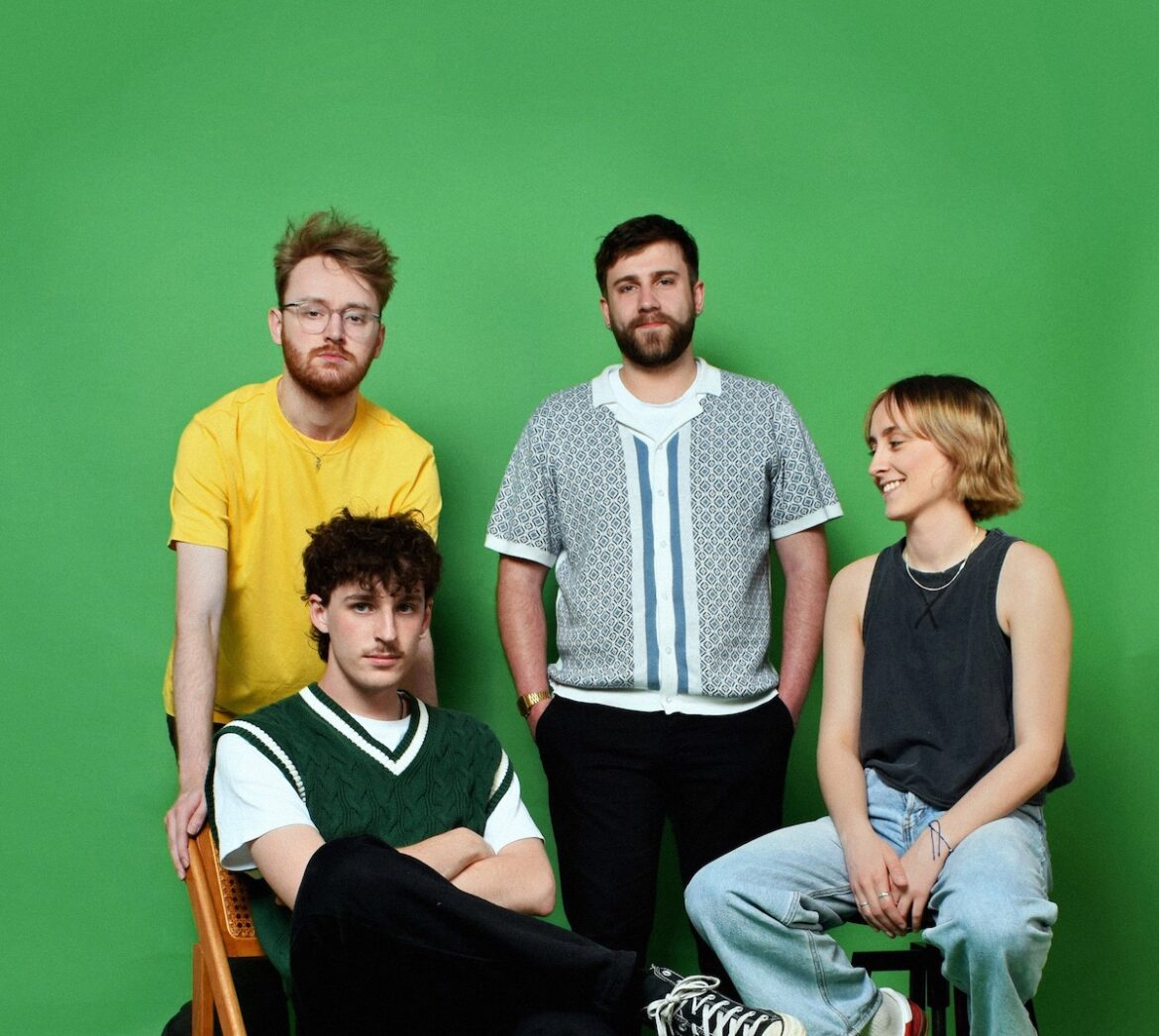 Cat Ryan Debut With a Sweet Heat in 'King of the World,' Their Fun ...
