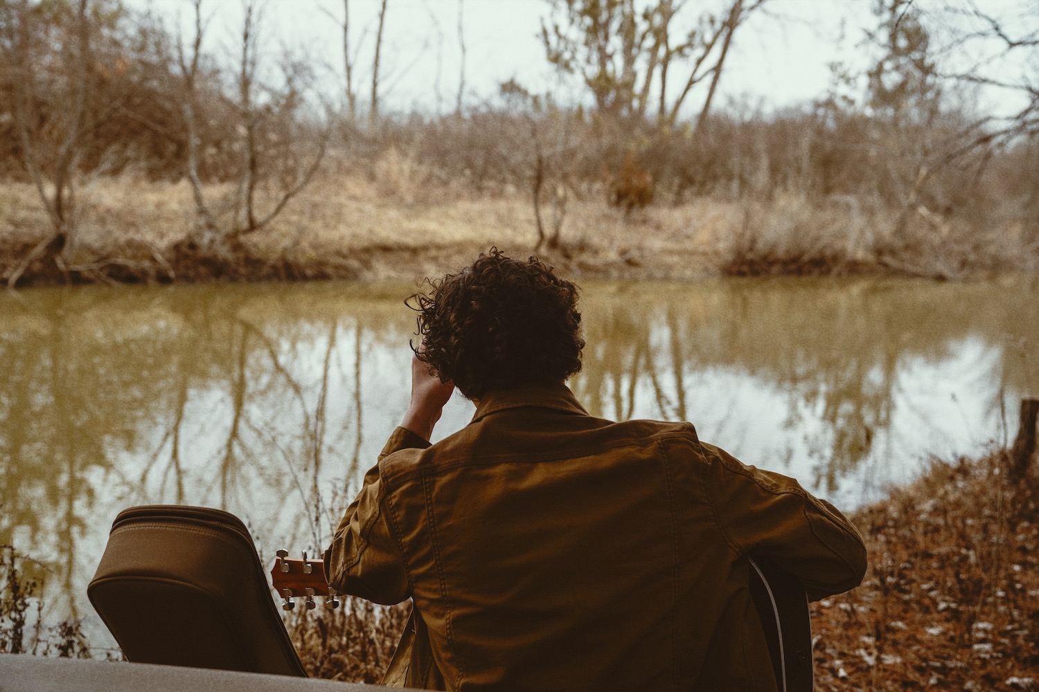 Nick Folwarczny's "Long, Long While" Is a Heavy Folk-Stained Heartache ...