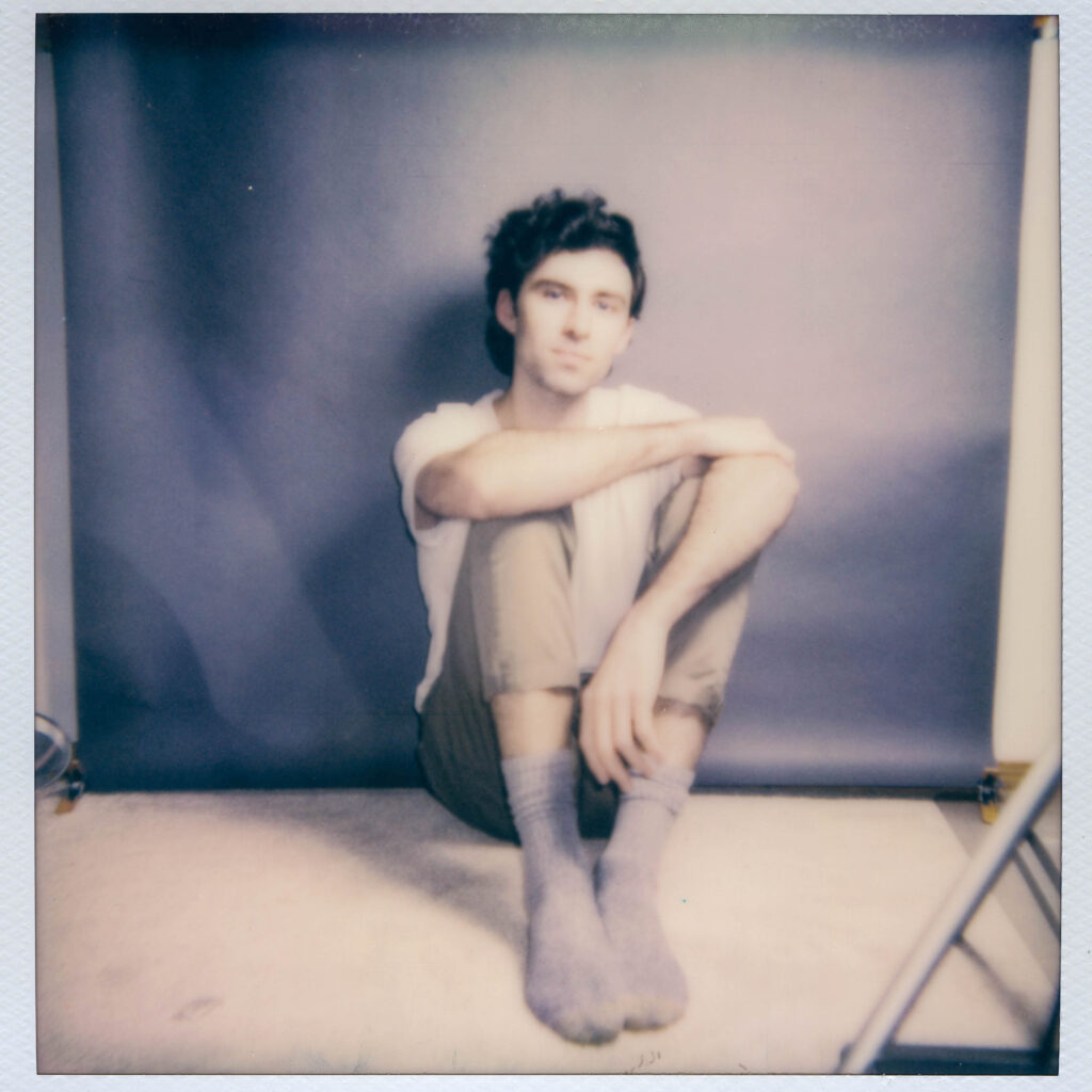 Premiere: Luke Francis' "Go Home" Is a Heavy-Hearted Stroll Through ...