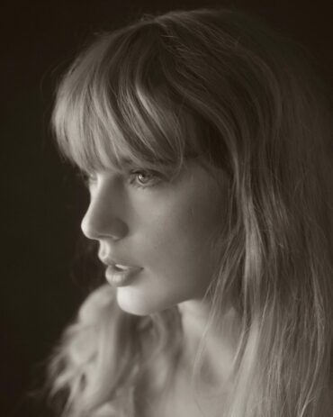 Roundtable: A Review of Taylor Swift's 'The Tortured Poets Department ...