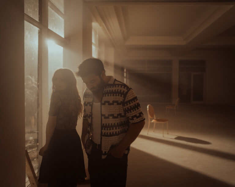 Interview: Angus & Julia Stone Reflect on Life, Its Honest Truths ...