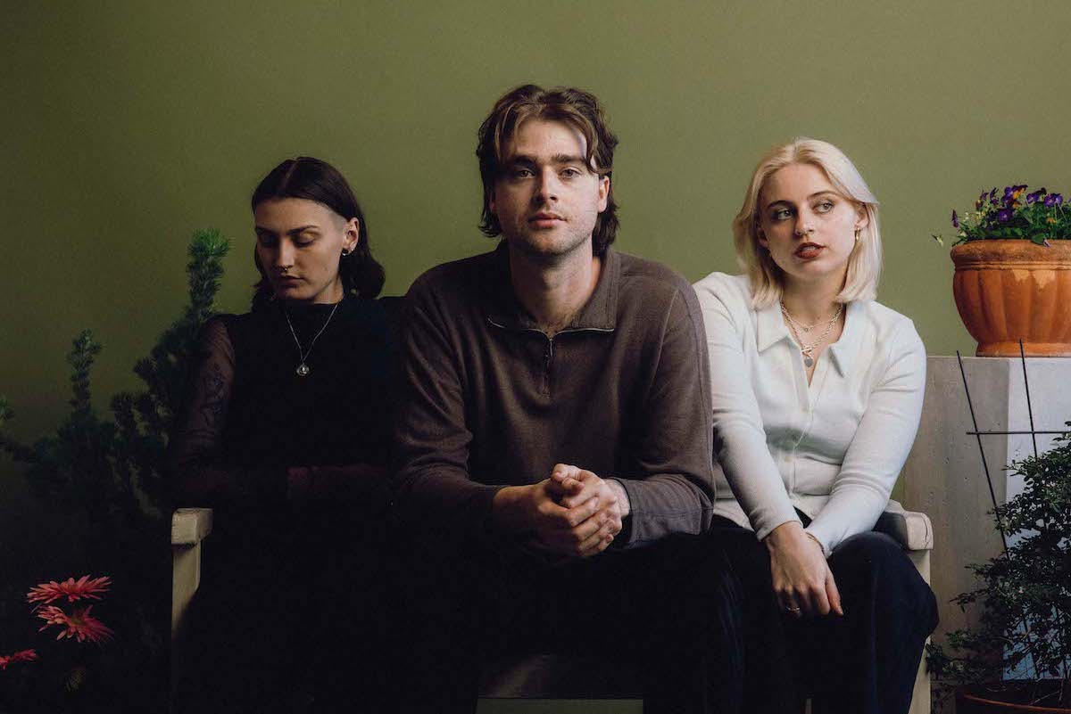 Interview: Eliza & the Delusionals' Sun-Kissed, Love-Soaked "Falling ...