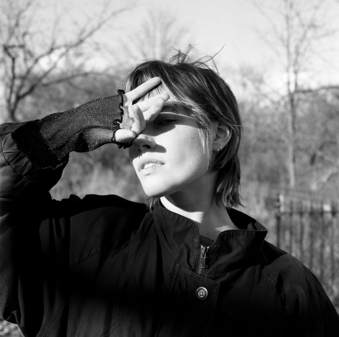 Feature: Brooklyn's h. pruz Bares Their Soul in Debut 'No Glory,' an ...