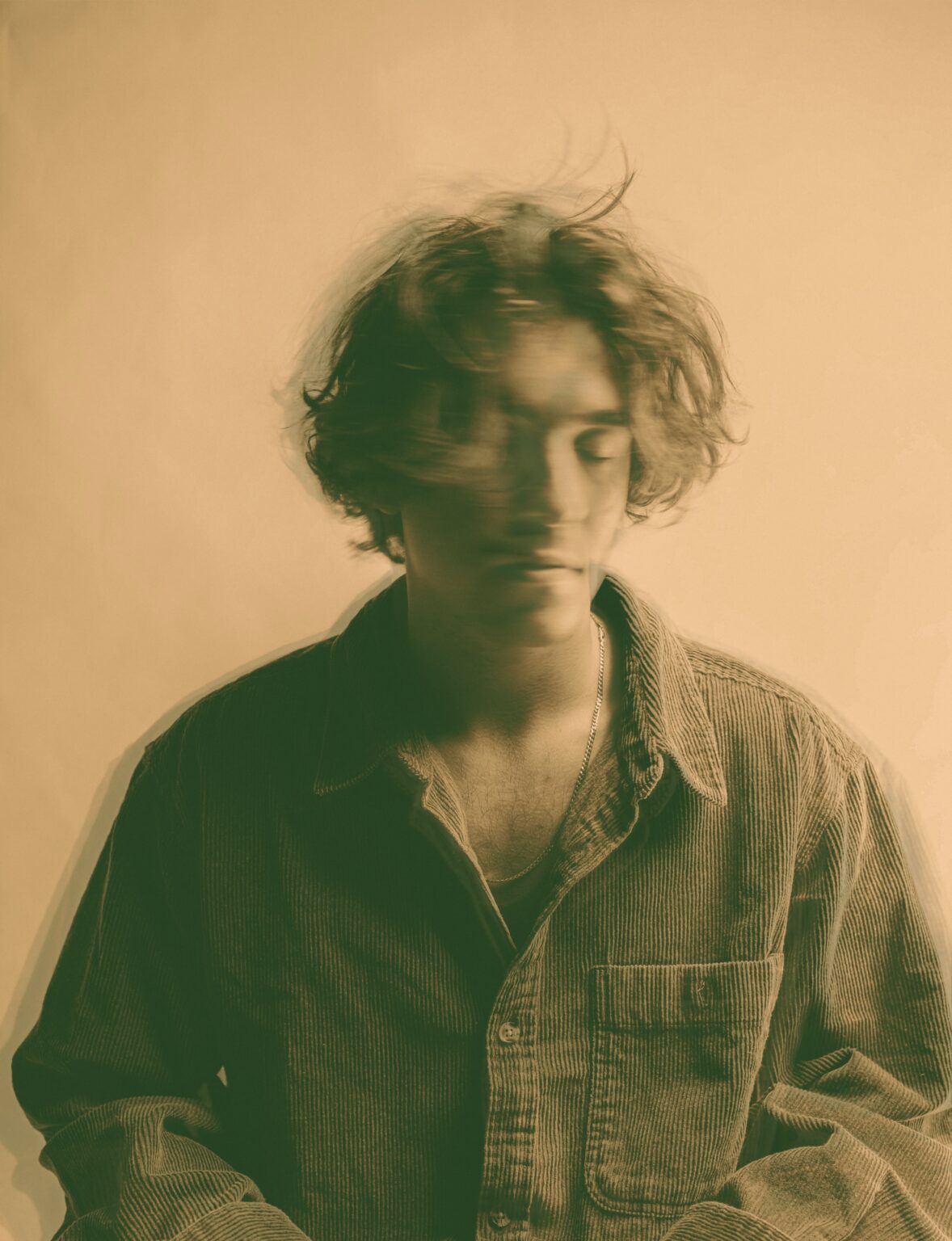 Interview: Noah Henderson Is Learning to Find Comfort in His Musical ...