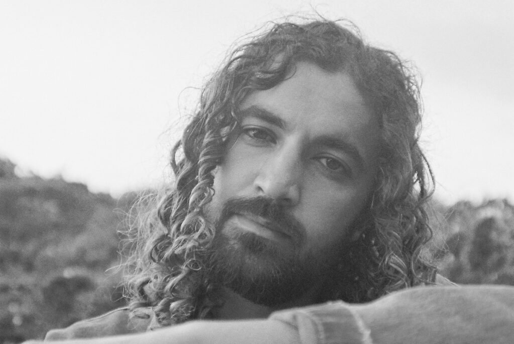 The Sweet Seduction of Billy Sharp's Dreamy Debut "Kitchen Disco Queen ...