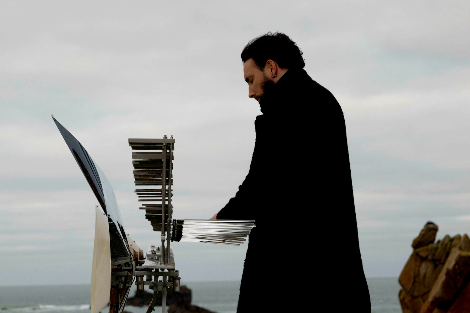 Interview with Loup Barrow: An Inventive Percussionist Is Back From the ...