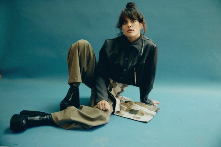 Interview: Noga Erez on Her Monster Alt-Pop Album, ‘The Vandalist ...