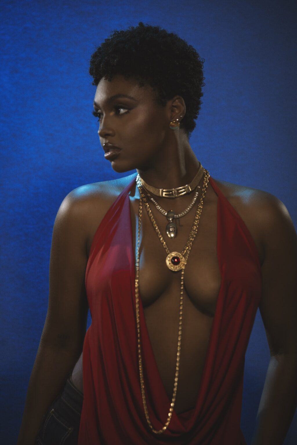 The Gut-Wrenching Heartache of Tiana Major9's Soul-Baring Seduction, "alone" - Atwood Magazine