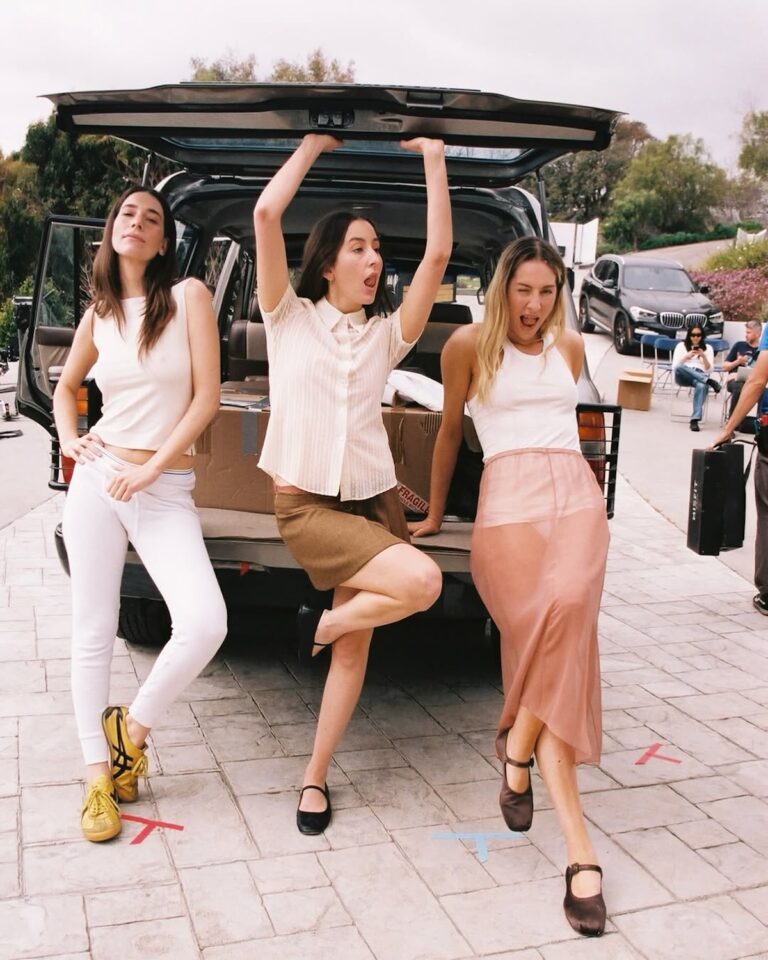 HAIM's "Relationships" Is a Breezy, Bold Return to Introspection ...