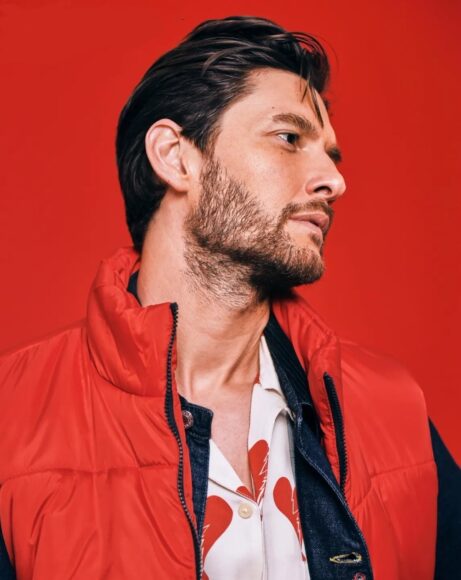 Interview: Ben Barnes on His Move from Screen to Stage, Authenticity as ...