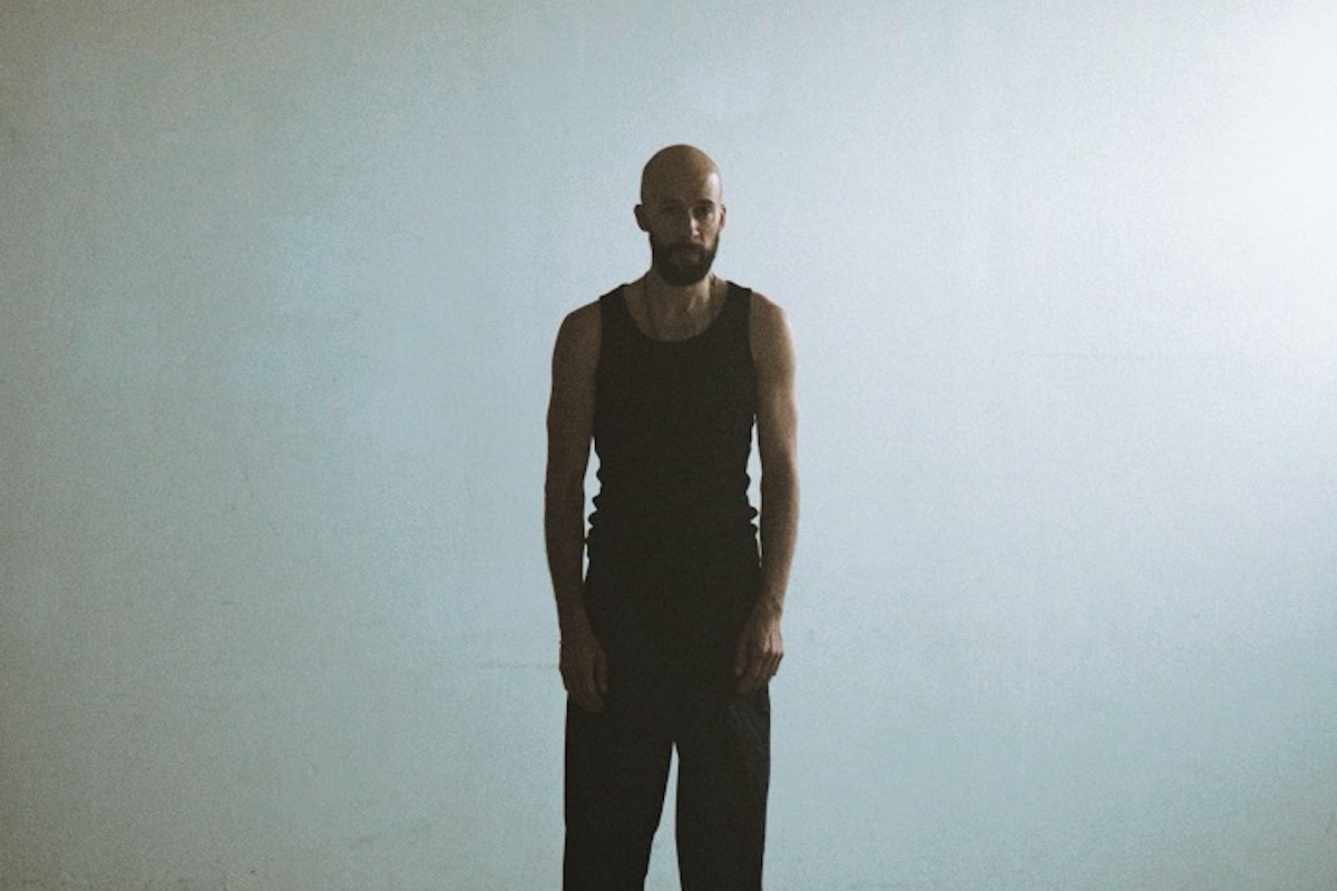 Premiere: bat zoo’s Achingly Intimate “Frozen Milk” Is a Raw Reckoning ...