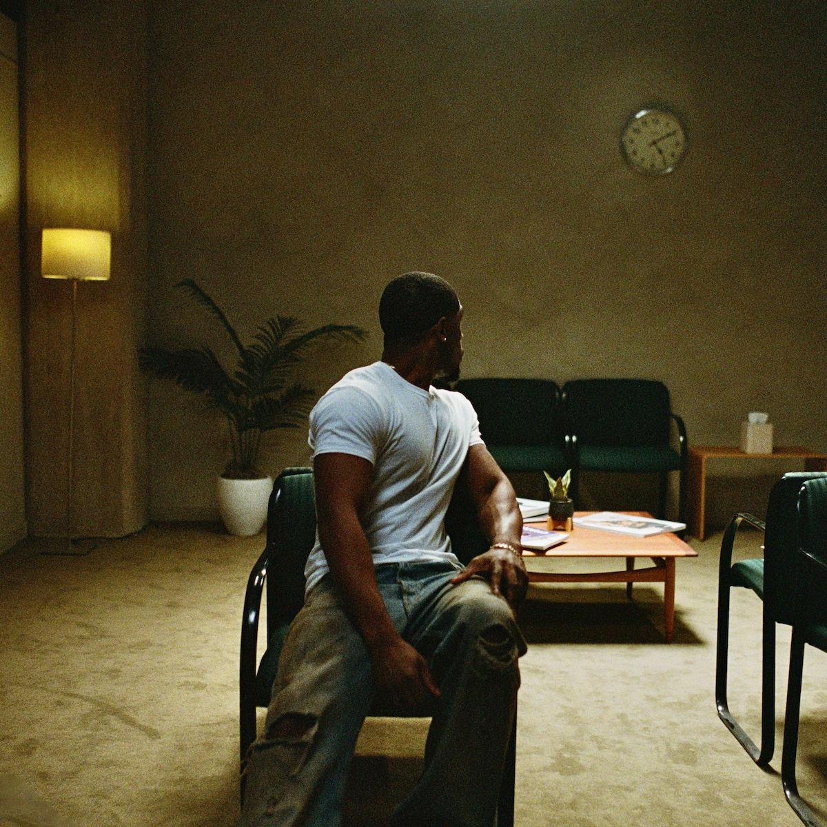 Khamari's "Head in a Jar" Is a Collection of Inner Thoughts on Longing ...