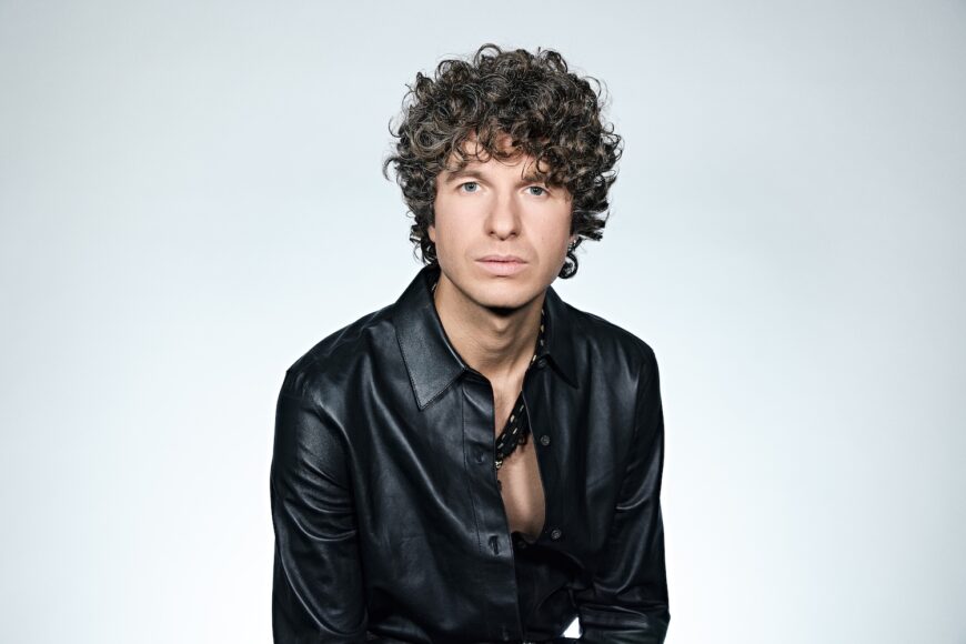Interview: The Kooks’ Luke Pritchard on Music, Nostalgia, and Reinvention - Atwood Magazine