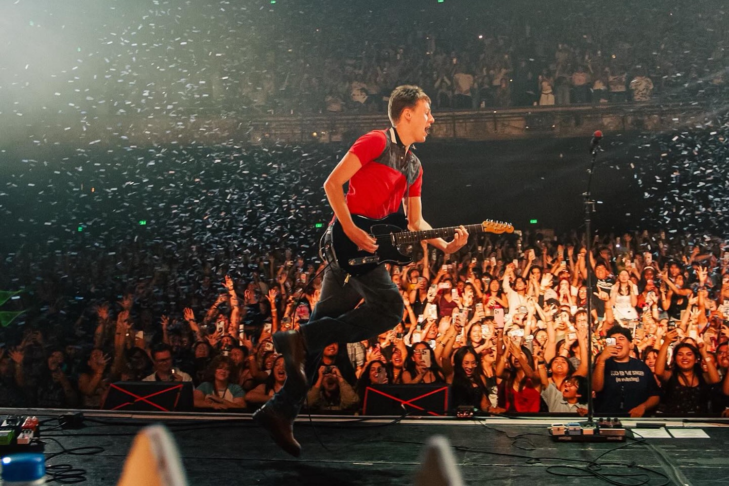 Malcolm Todd Brings Heart, Charm, & Carefree Spirit to Hometown Show at ...