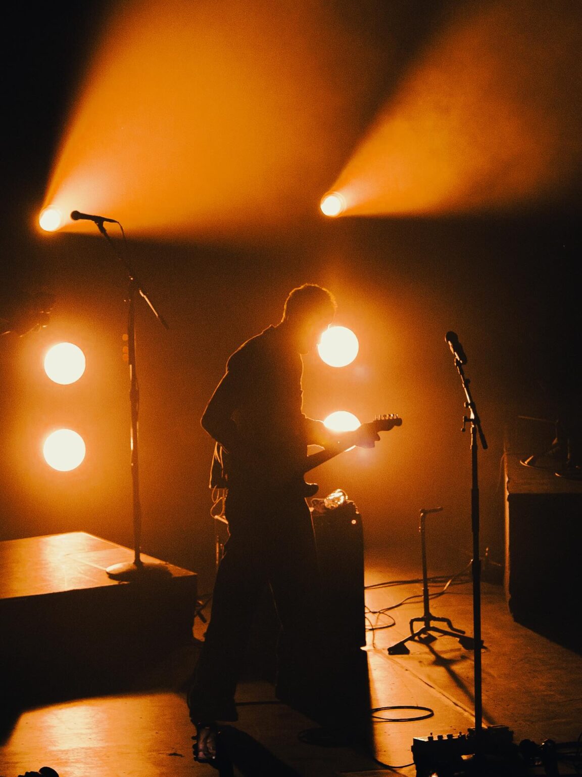 Malcolm Todd Brings Heart, Charm, & Carefree Spirit to Hometown Show at ...