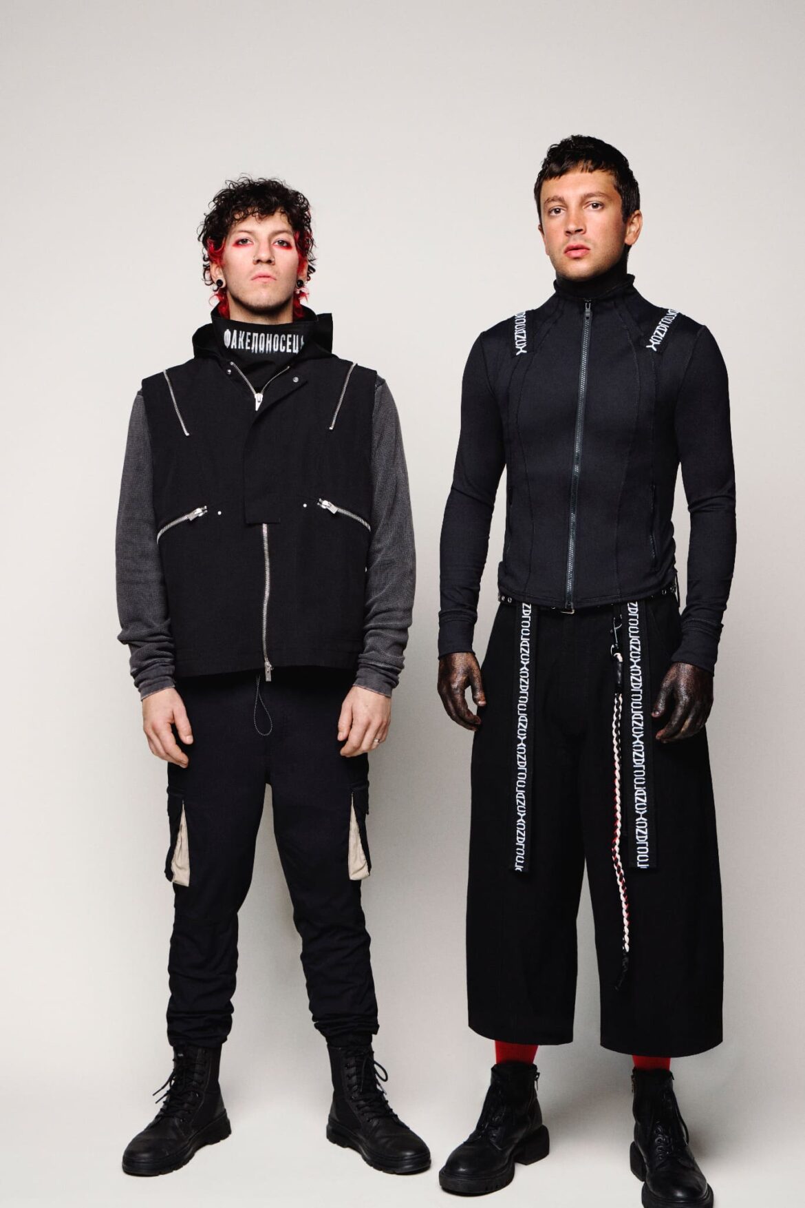 Twenty One Pilots Breach a Bold New Era with "The Contract" - Atwood ...