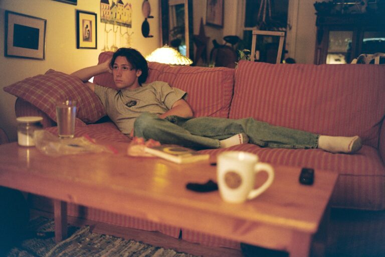 Interview: Jake Minch on Heartbreak, Mental Health, & Making His Debut ...