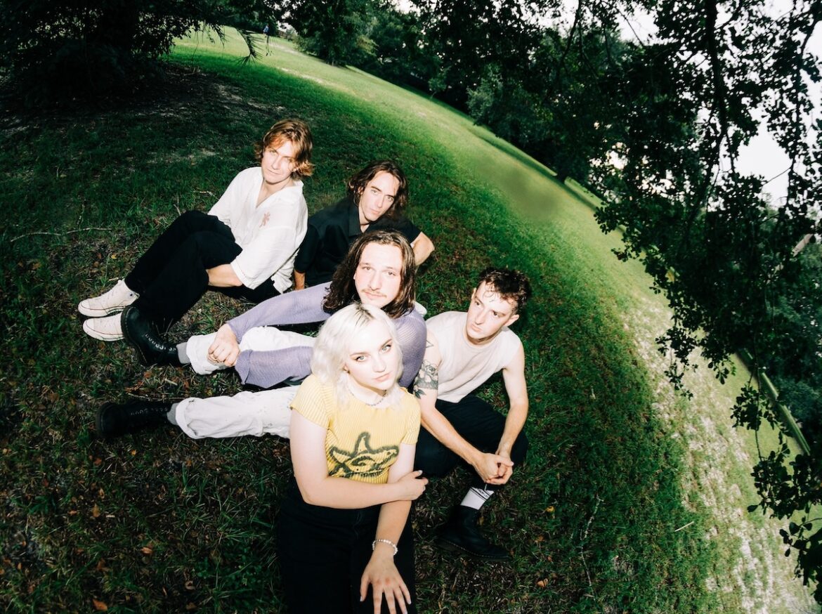 Feature: flipturn’s 'Burnout Days' Become Sweaty, Soul-Stirring Fever ...