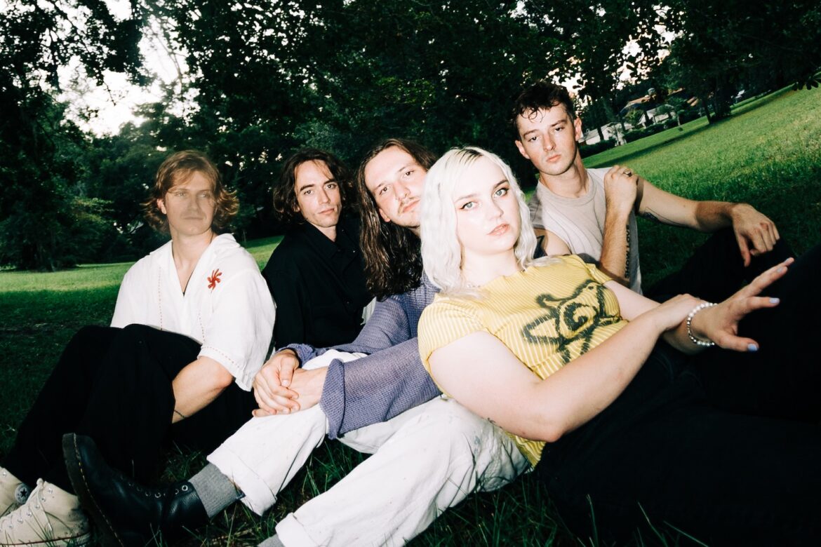 Feature: flipturn’s 'Burnout Days' Become Sweaty, Soul-Stirring Fever ...