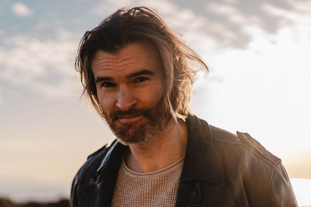 Therapy Sessions in Song: Jon Bryant on Fatherhood, Grief, and the ...