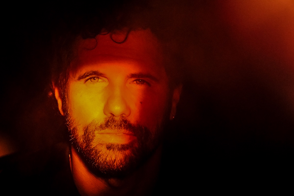 Interview: Nick Mulvey Harvests, Becomes, and Shines in ‘Dark Harvest ...