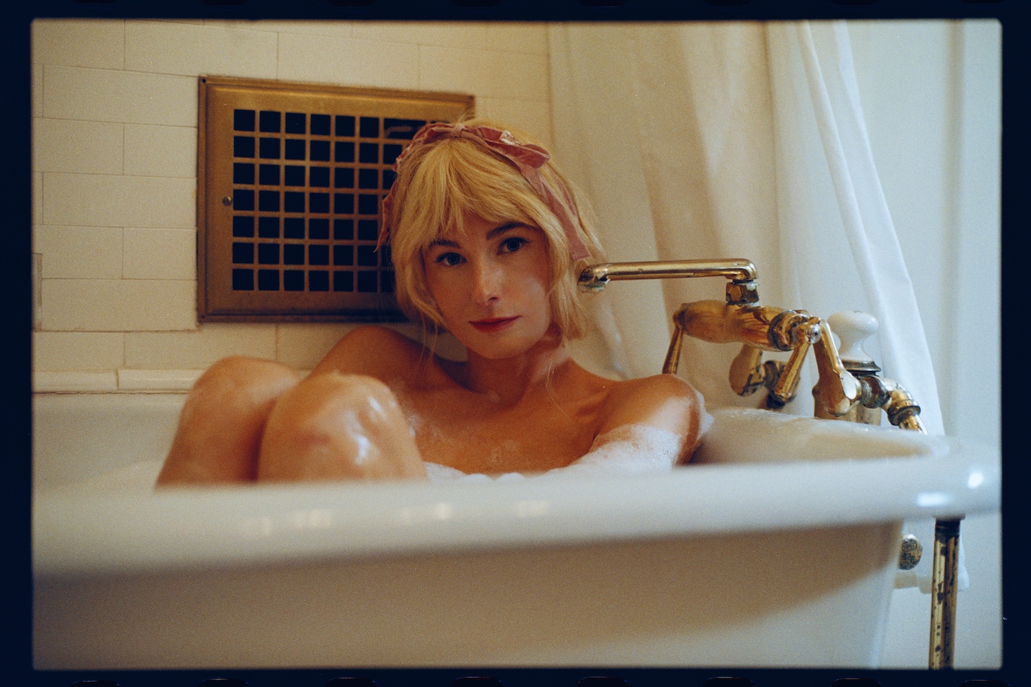 Premiere: Box Blonde Turns Heartbreak into High Art on “I Watch You ...