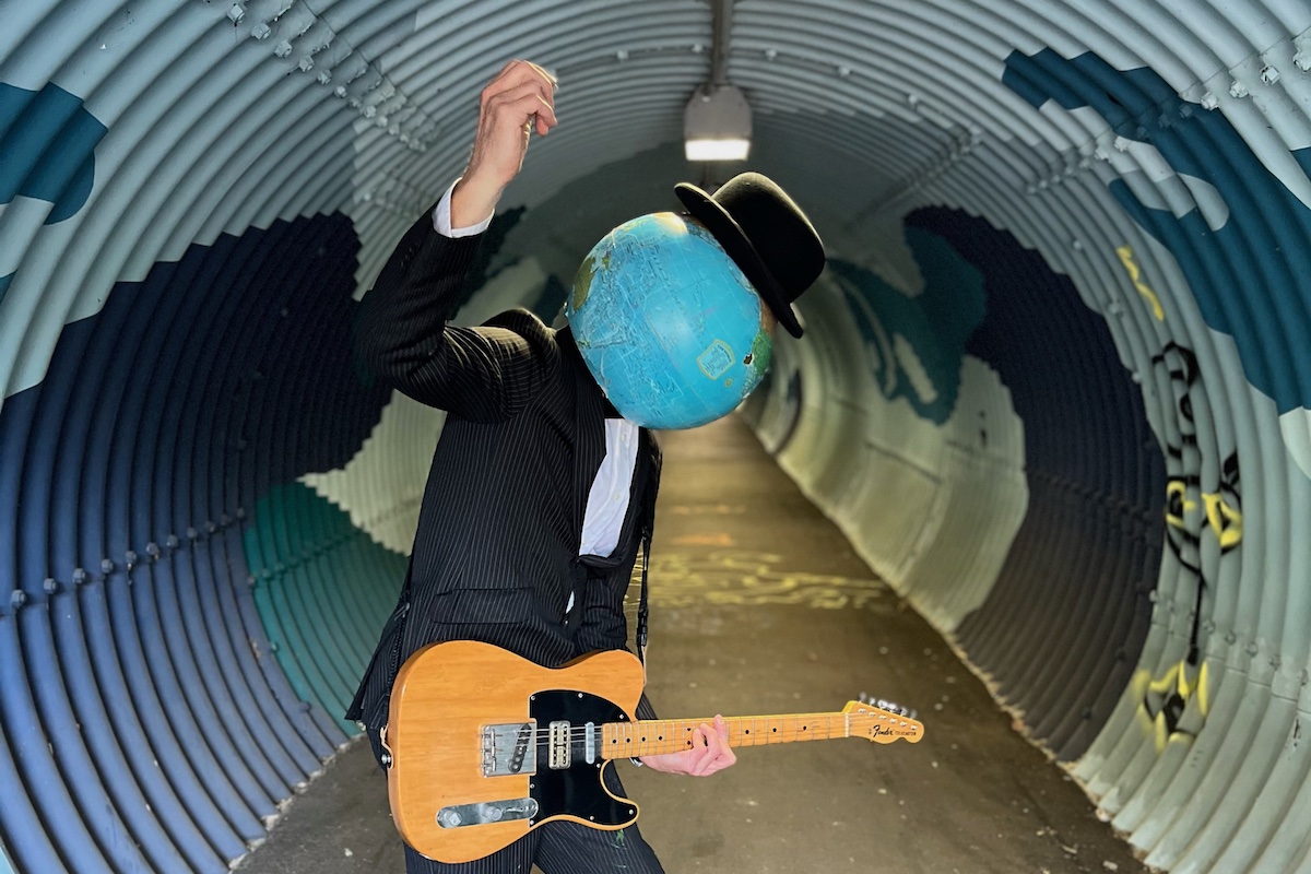 Premiere: Plain Mister Smith Turns Zen, Humor, & Human Messiness into ...