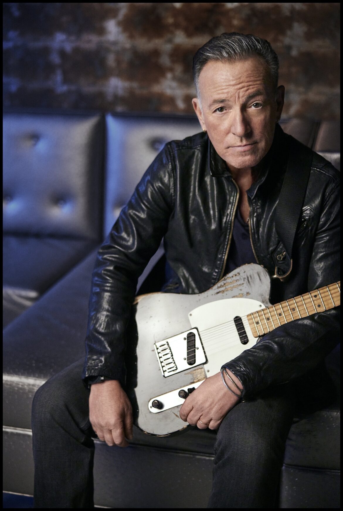 “Streets of Minneapolis”: Bruce Springsteen Pens a Song for a Dark ...