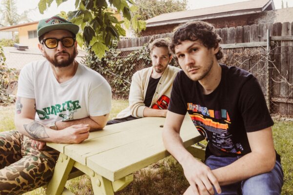 ‘Talking 2 Strangers’: Coyote Theory Capture the Moment on a Bold EP ...